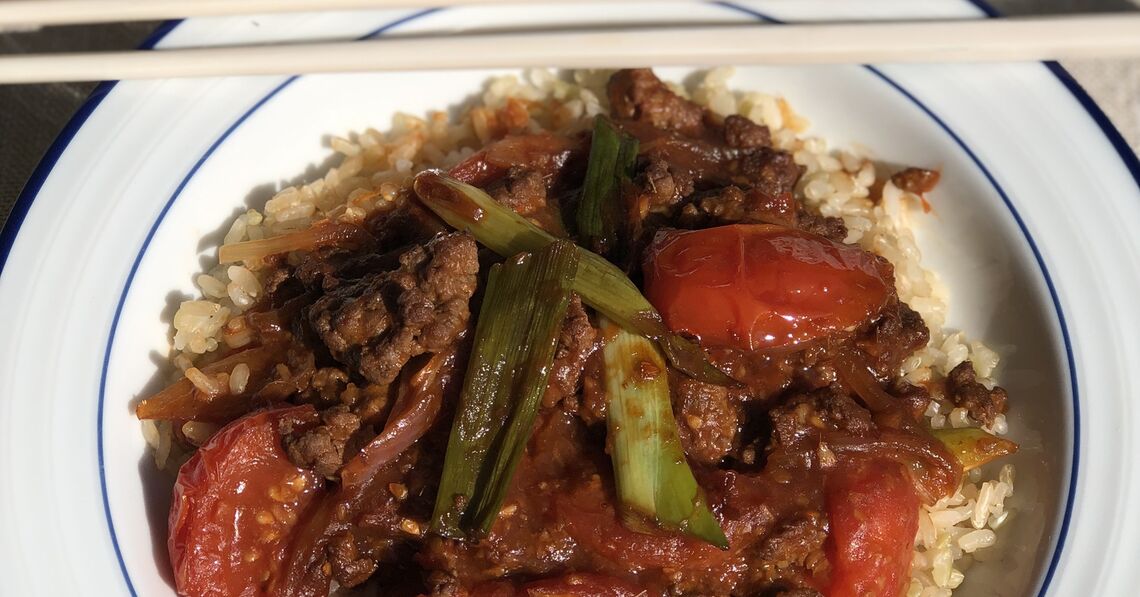 Cantonese Inspired Beef & Tomato Stir-Fry | USDA Recipe