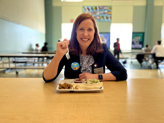 MA guarantees access to free school meals for all in 2022-23